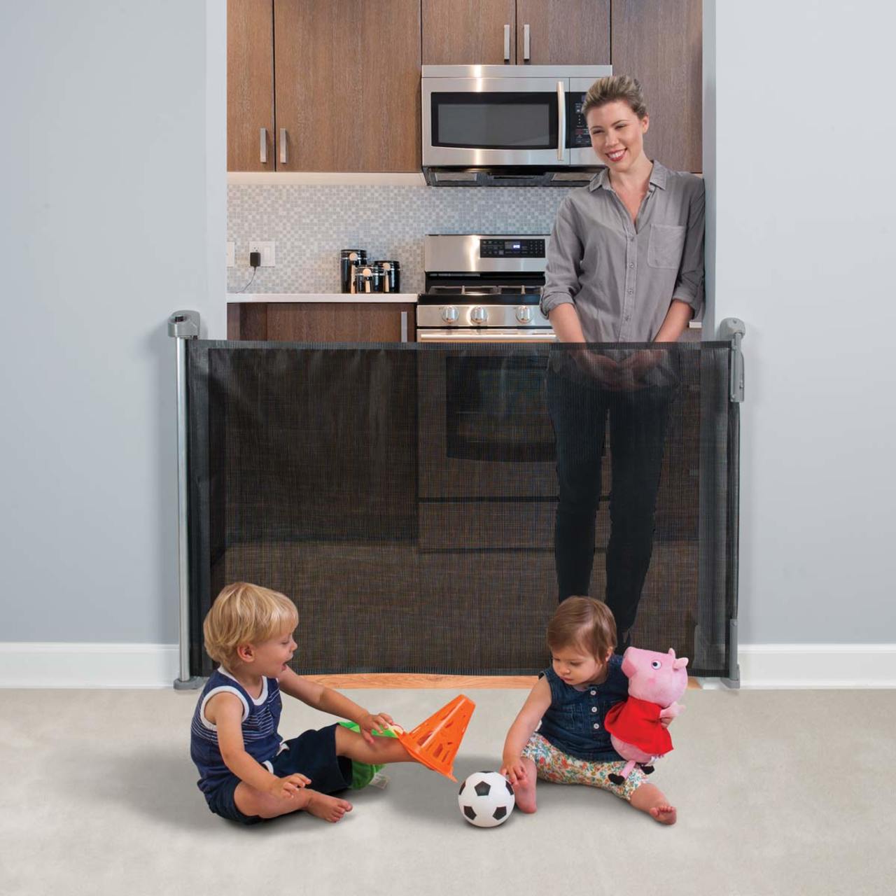 KidCo Retractable Safeway Gate - Black – Northline Express